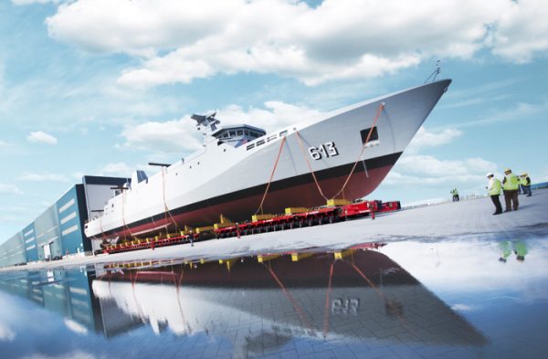 Self-Propelled Modular Transporter - Construction Equipment & Engineering