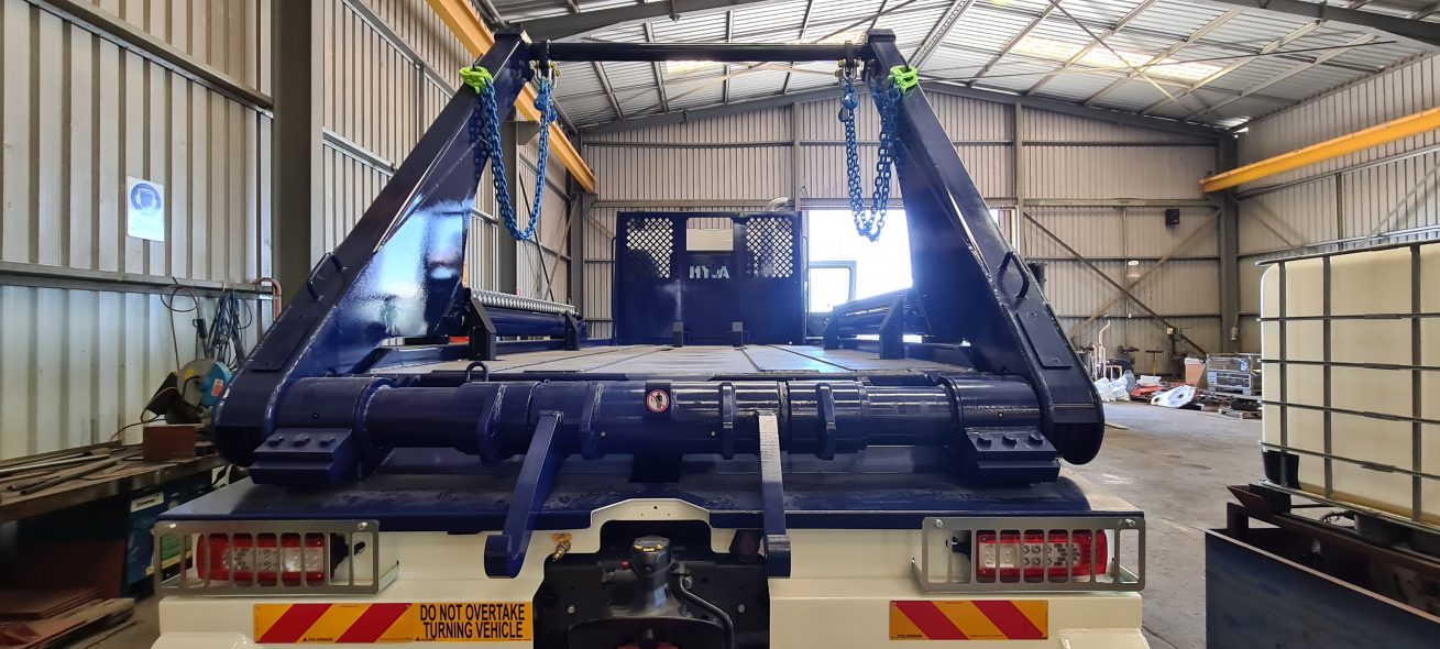 SKIP LOADERS – RONCO